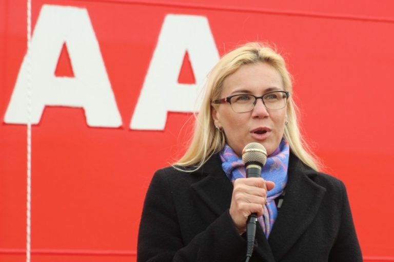 Kadri Simson: Euroopa pooldab kellakeeramise lõpetamist, nüüd tuleb ...