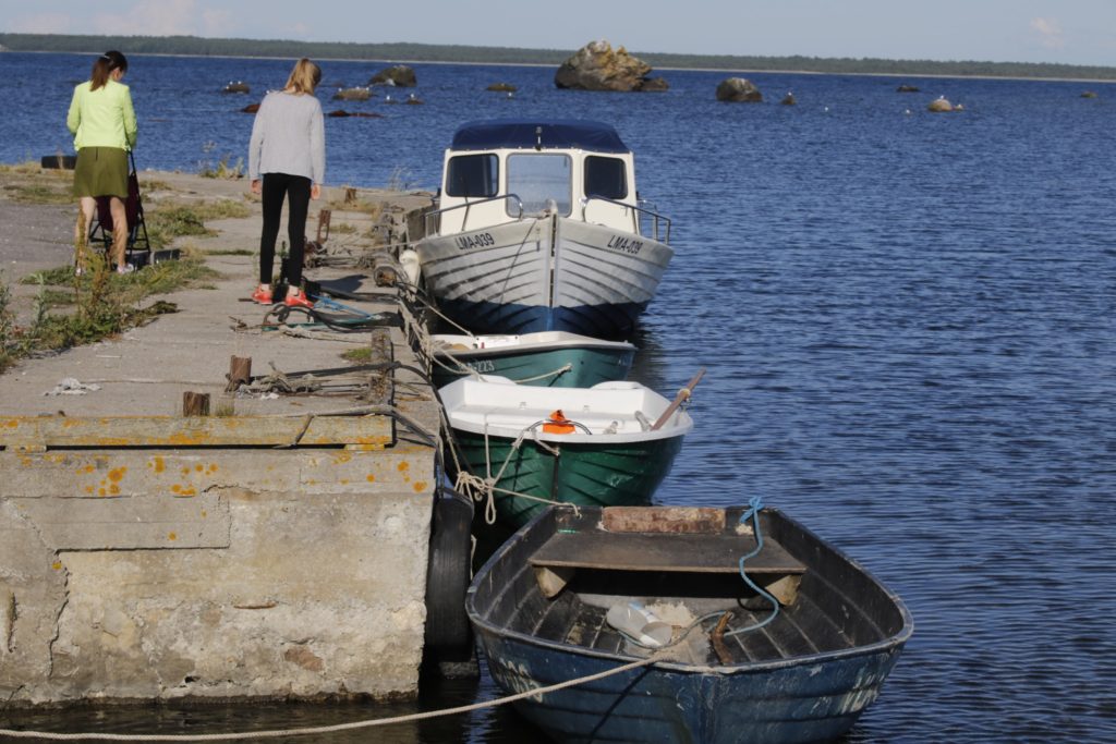 Galerii: Nõva sadam sai ujuvkai - Lääne Elu