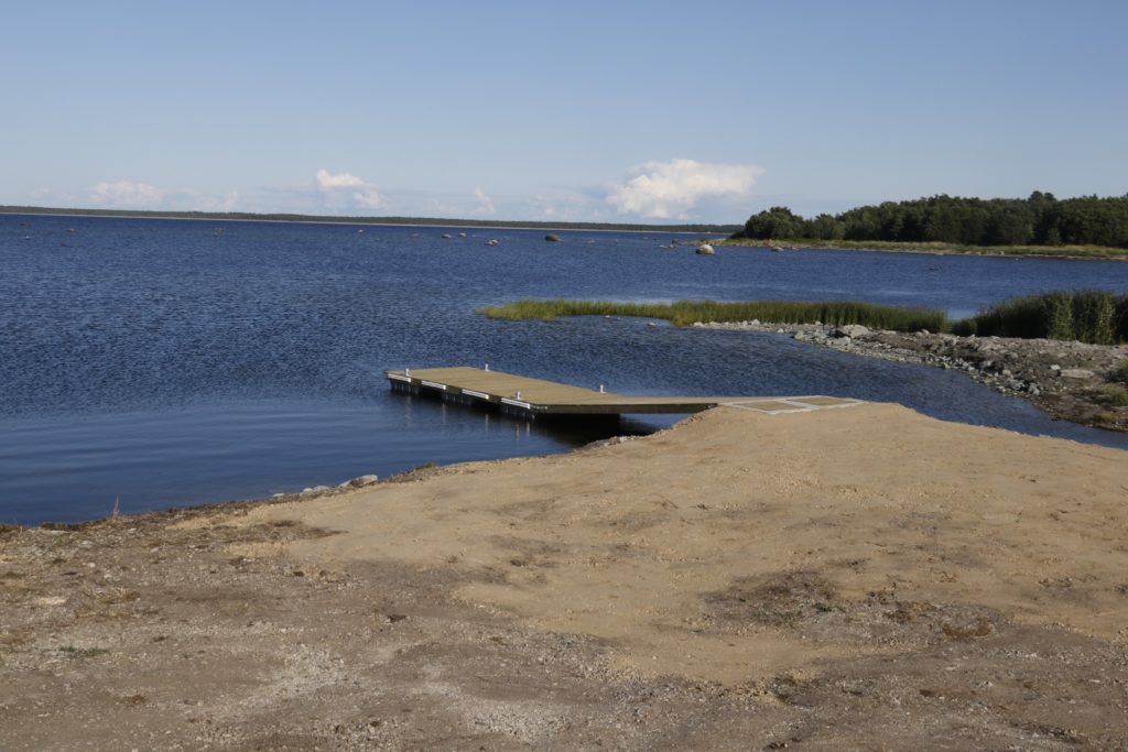 Galerii: Nõva sadam sai ujuvkai - Lääne Elu